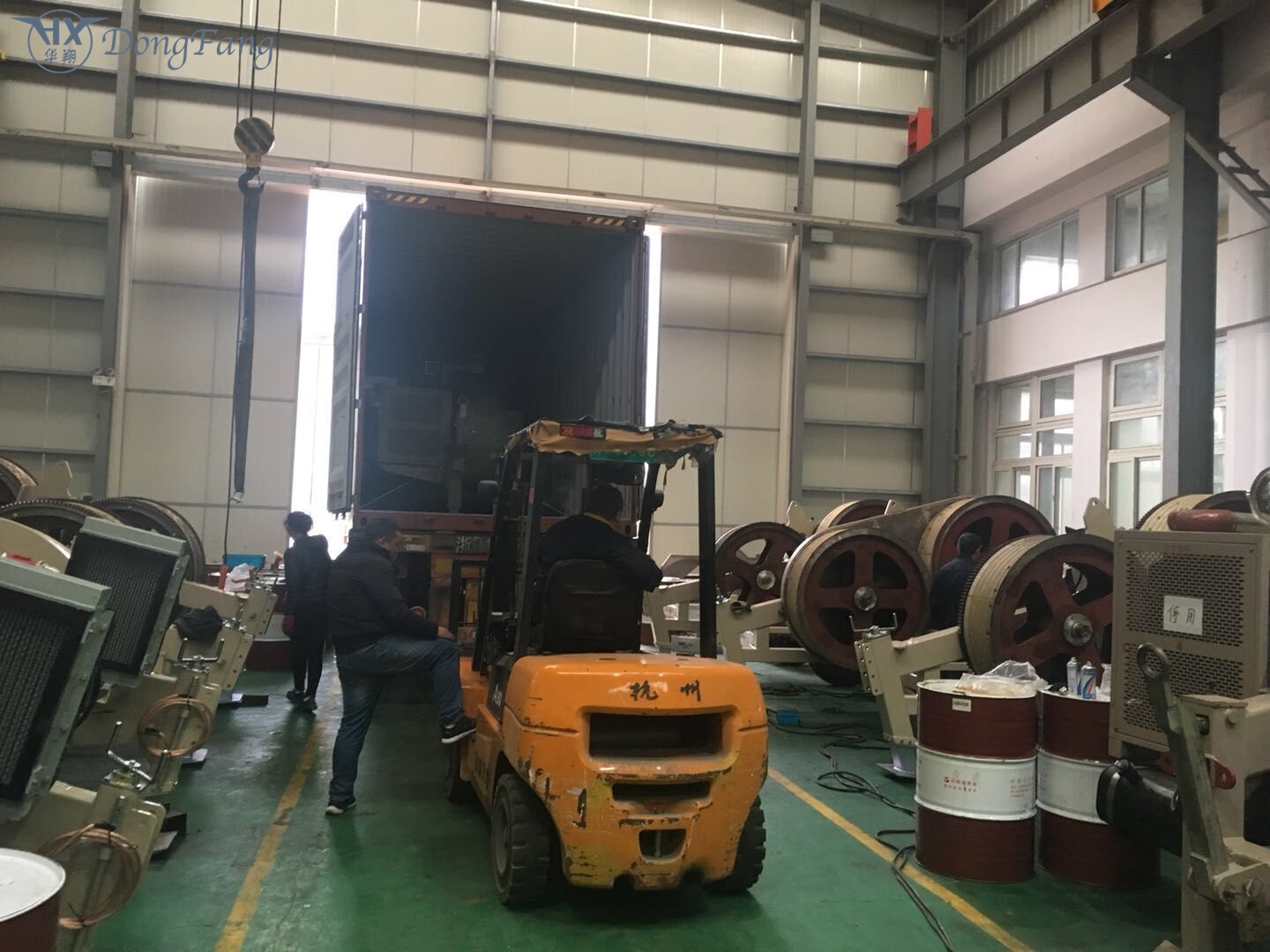 Overhead Tension Stringing Equipment 4 ton hydraulic conductor ...